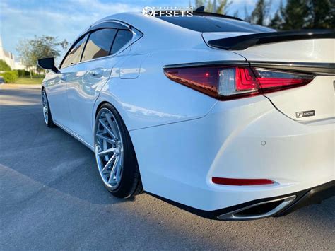 Lexus ES350 F Sport 0-60 MPH Performance Review - Grouse Mountain ...